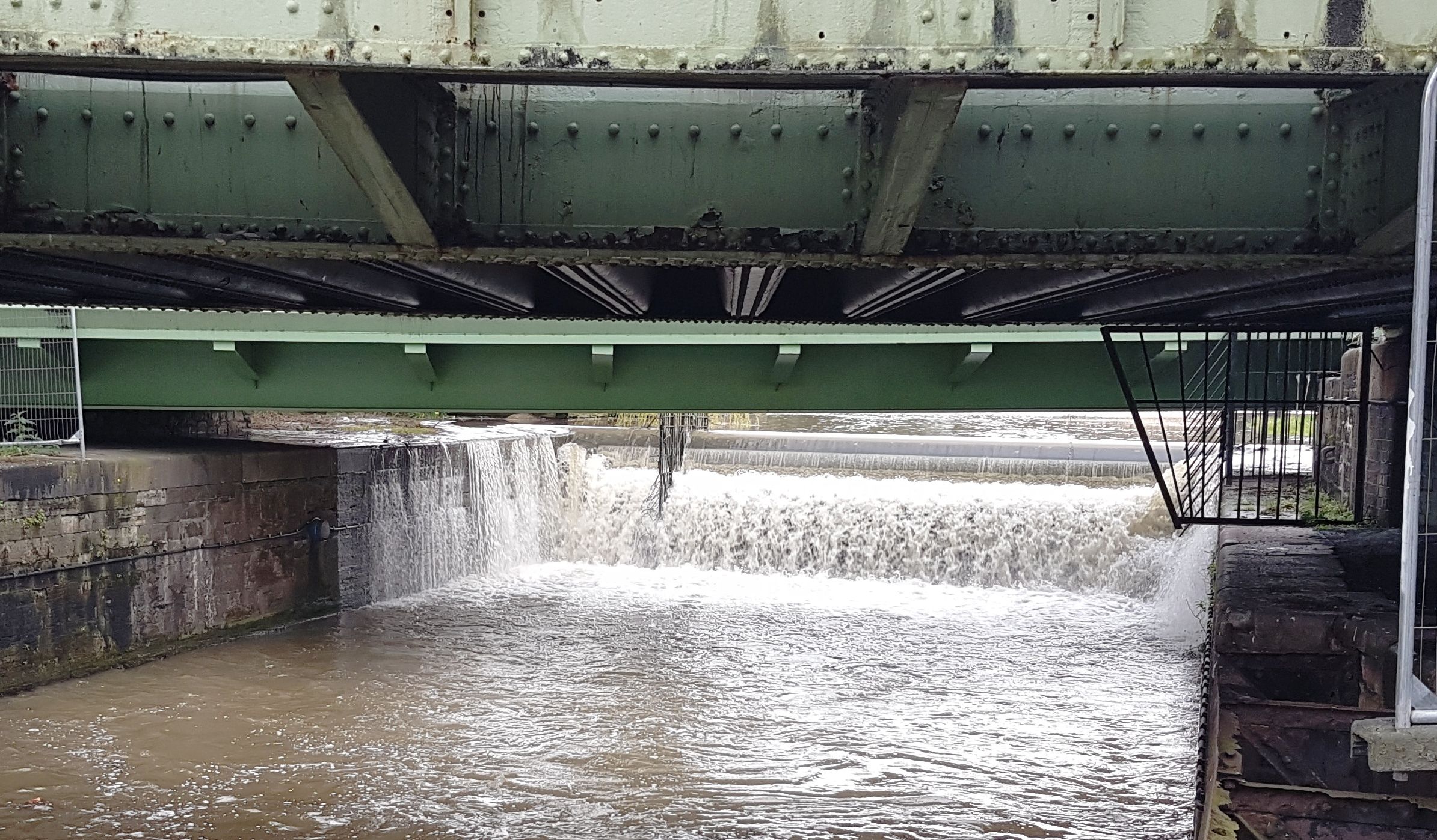 High-tide overflow - Merchants Landing Residents Association